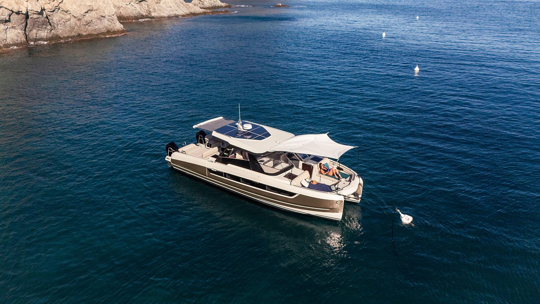 YOT 41 | Yot Power Catamarans