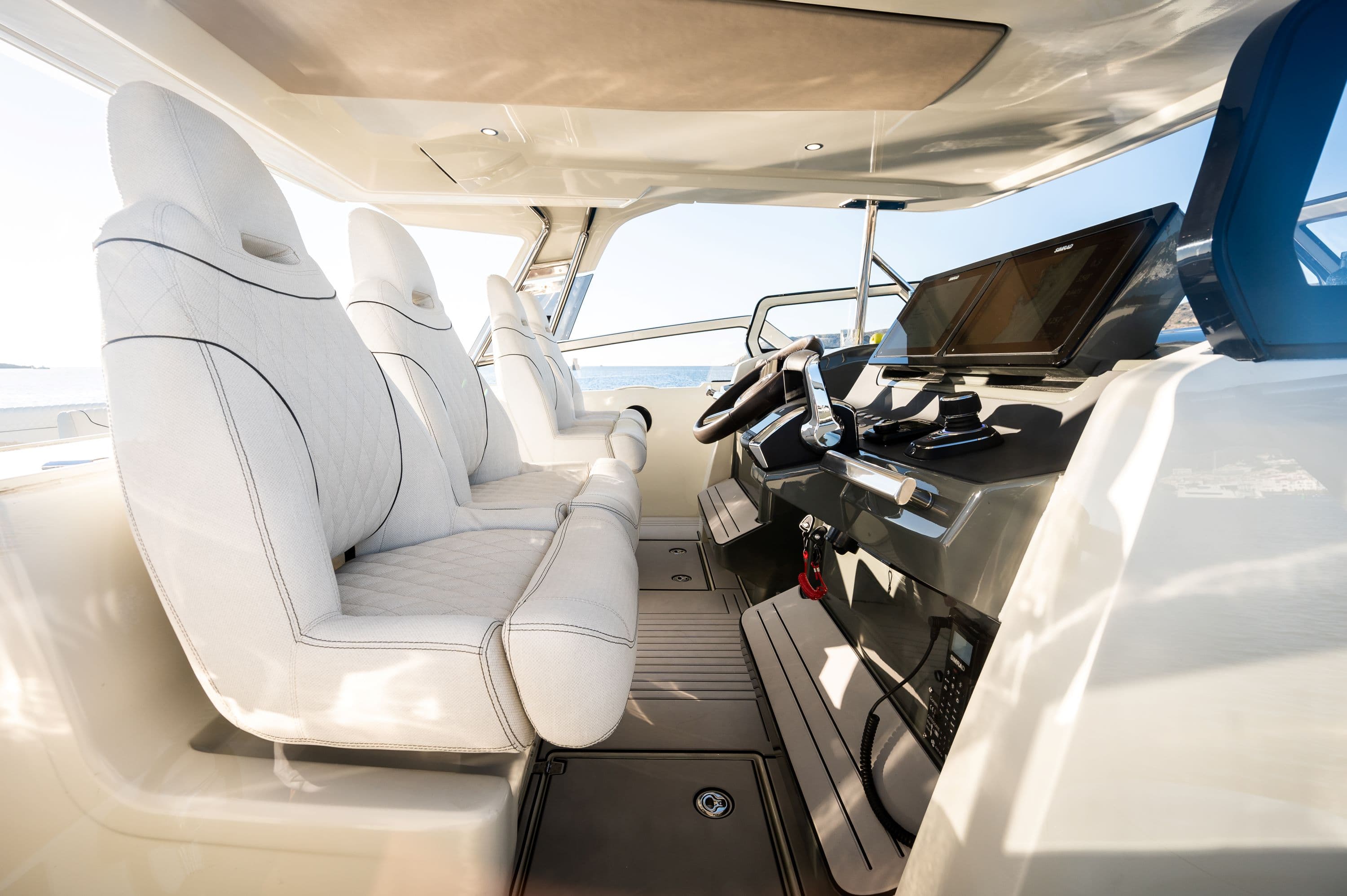 YOT 36 | Yot Power Catamarans