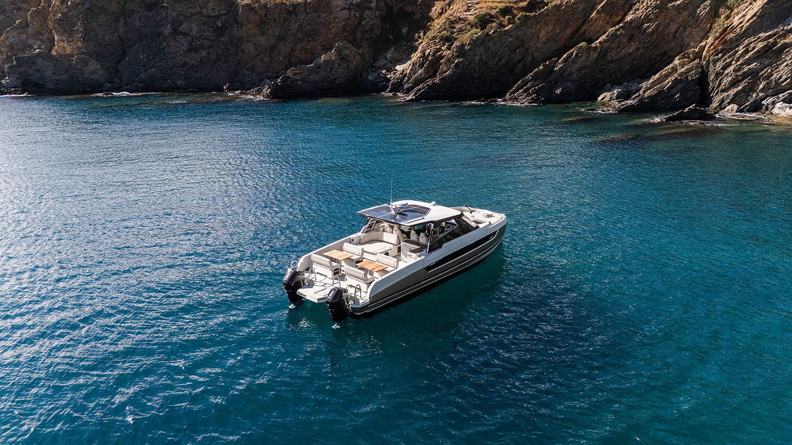 YOT 41 | Yot Power Catamarans