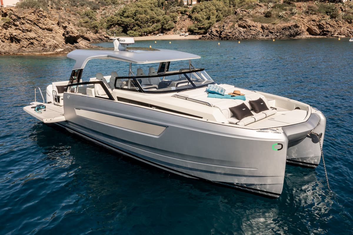 YOT 36 | Yot Power Catamarans